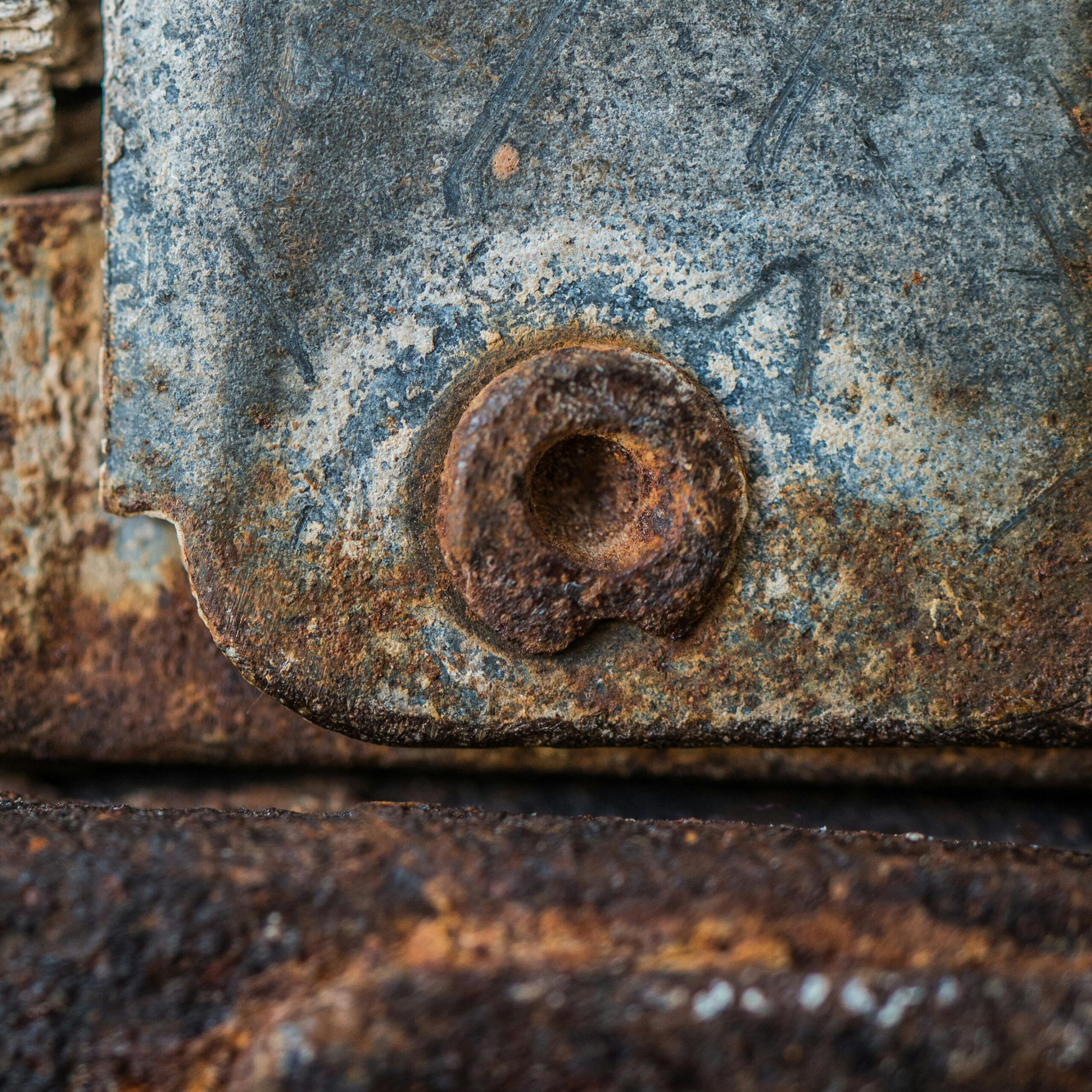 6 Ways To Remove A Rusty Screw Without Making A Big Mess!